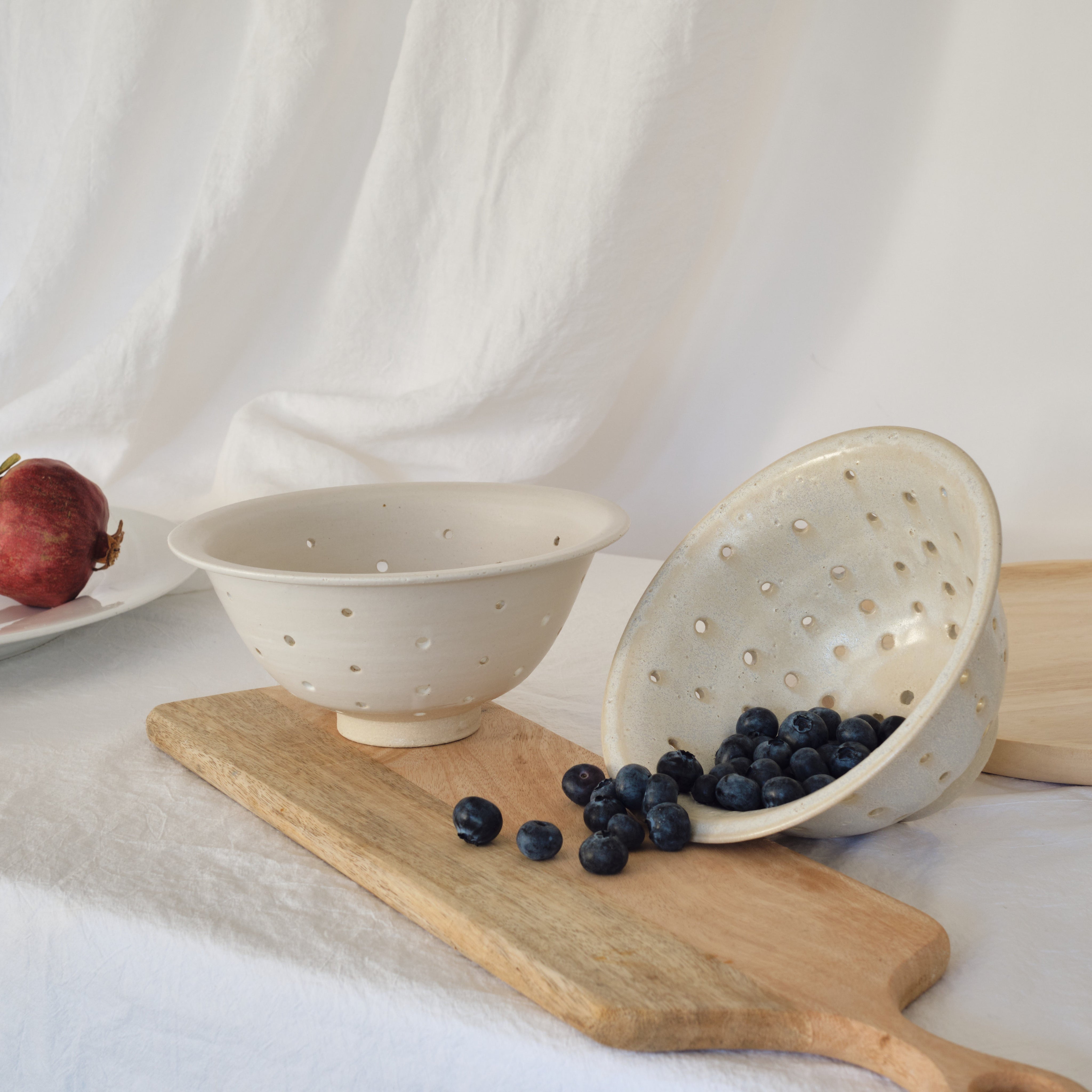 Berry Strainer – SWALŌ Ceramics